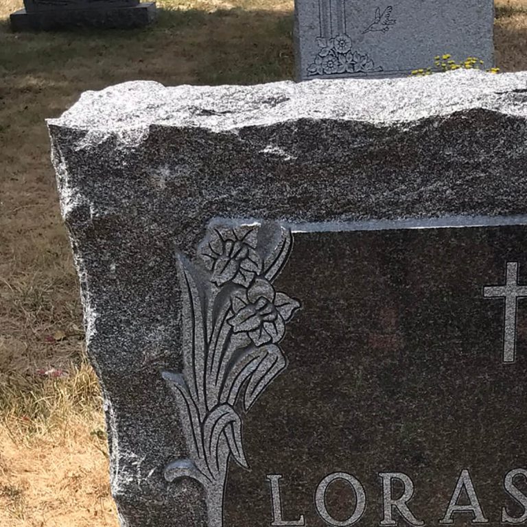 Wholesale Rock Pitched Black Granite Upright Headstone - Samistone