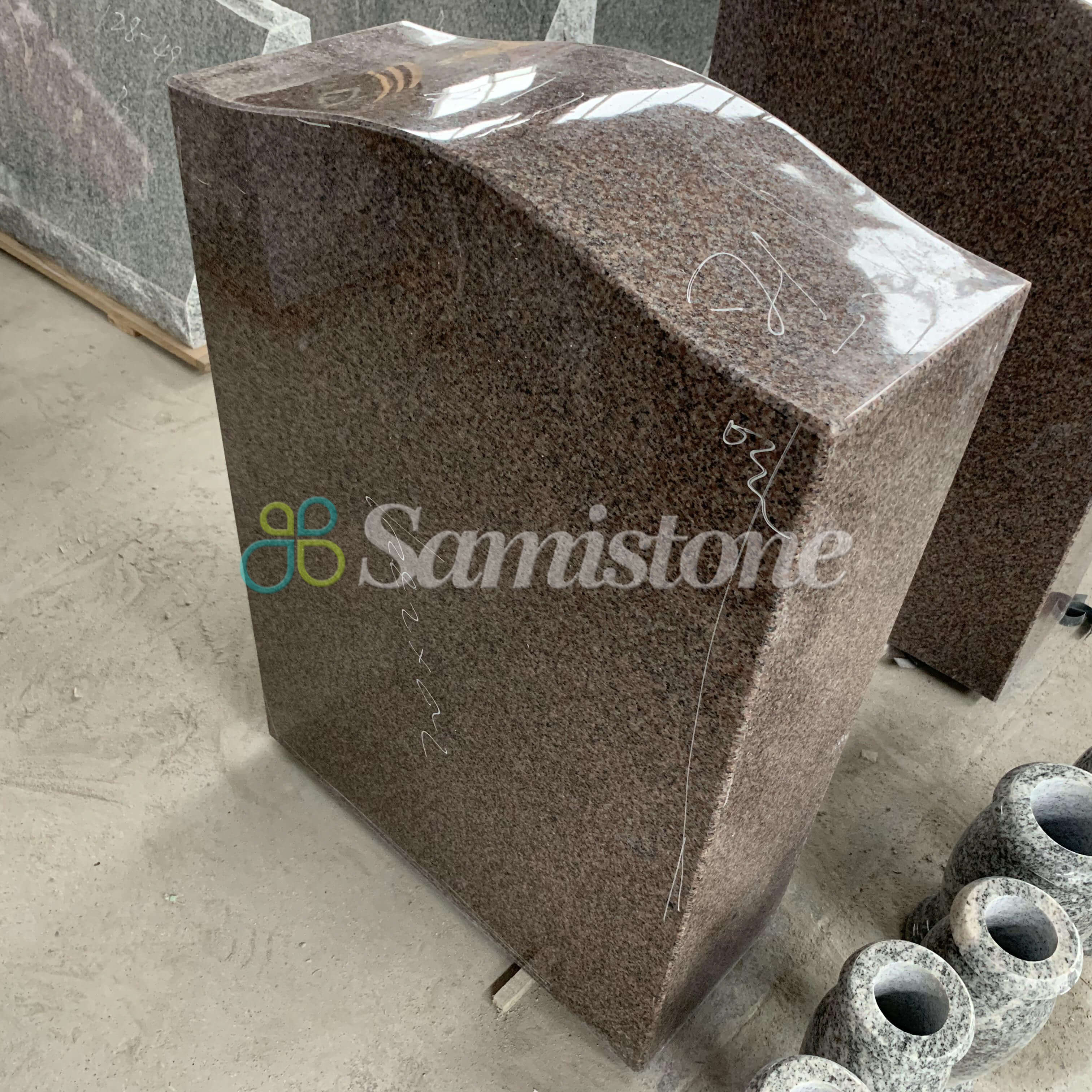 Wholesale Upright Mahogany Red Granite Upright Tombstone - Samistone